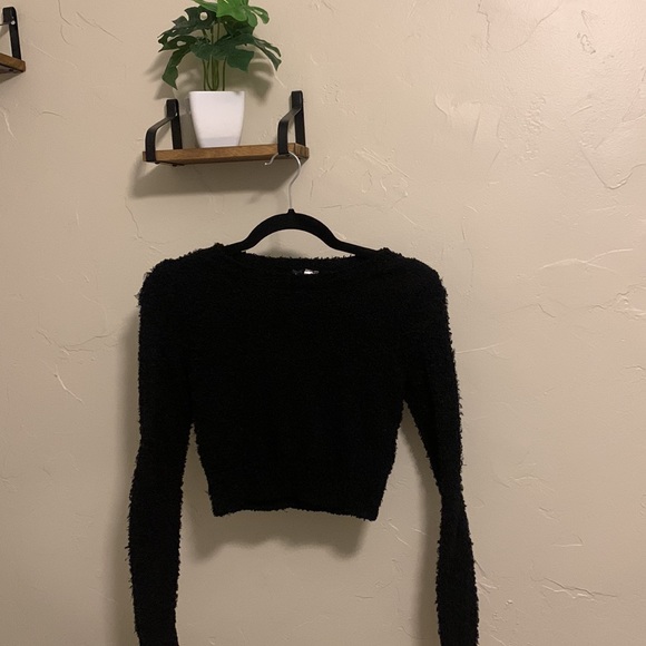 Divided | Sweaters | Fuzzy Black Cropped Sweater | Poshmark